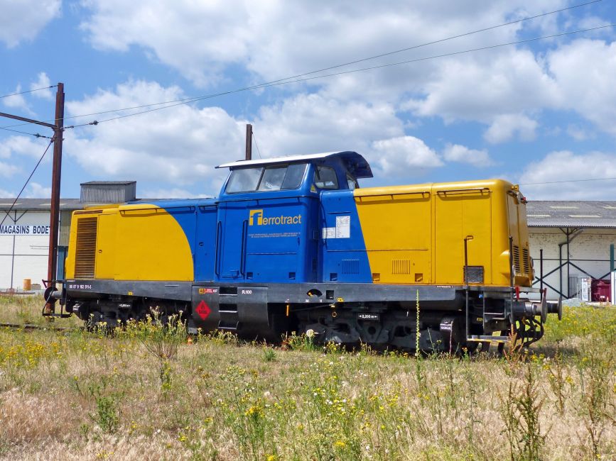V211